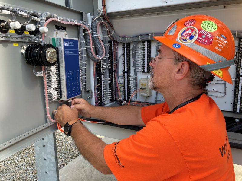 How to Evaluate an Electrical Maintenance & Testing Firm - Team UIS